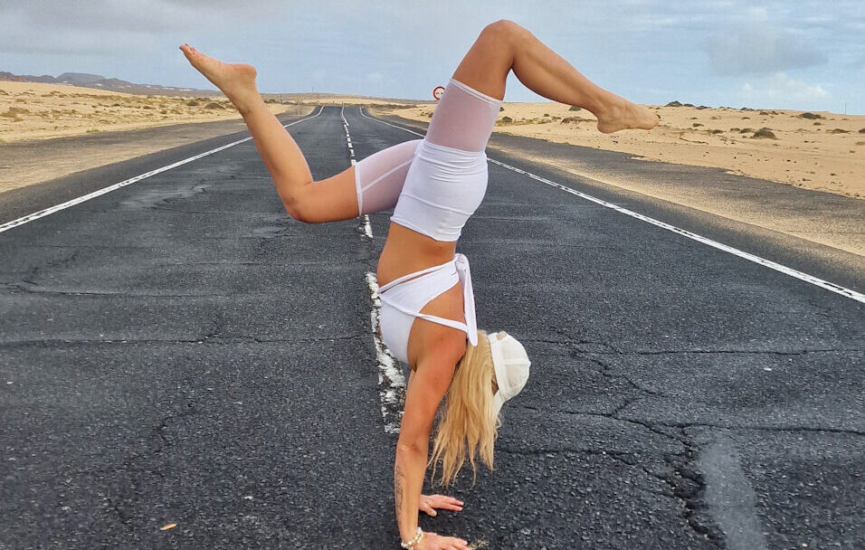 Handstand Splits Tumblr